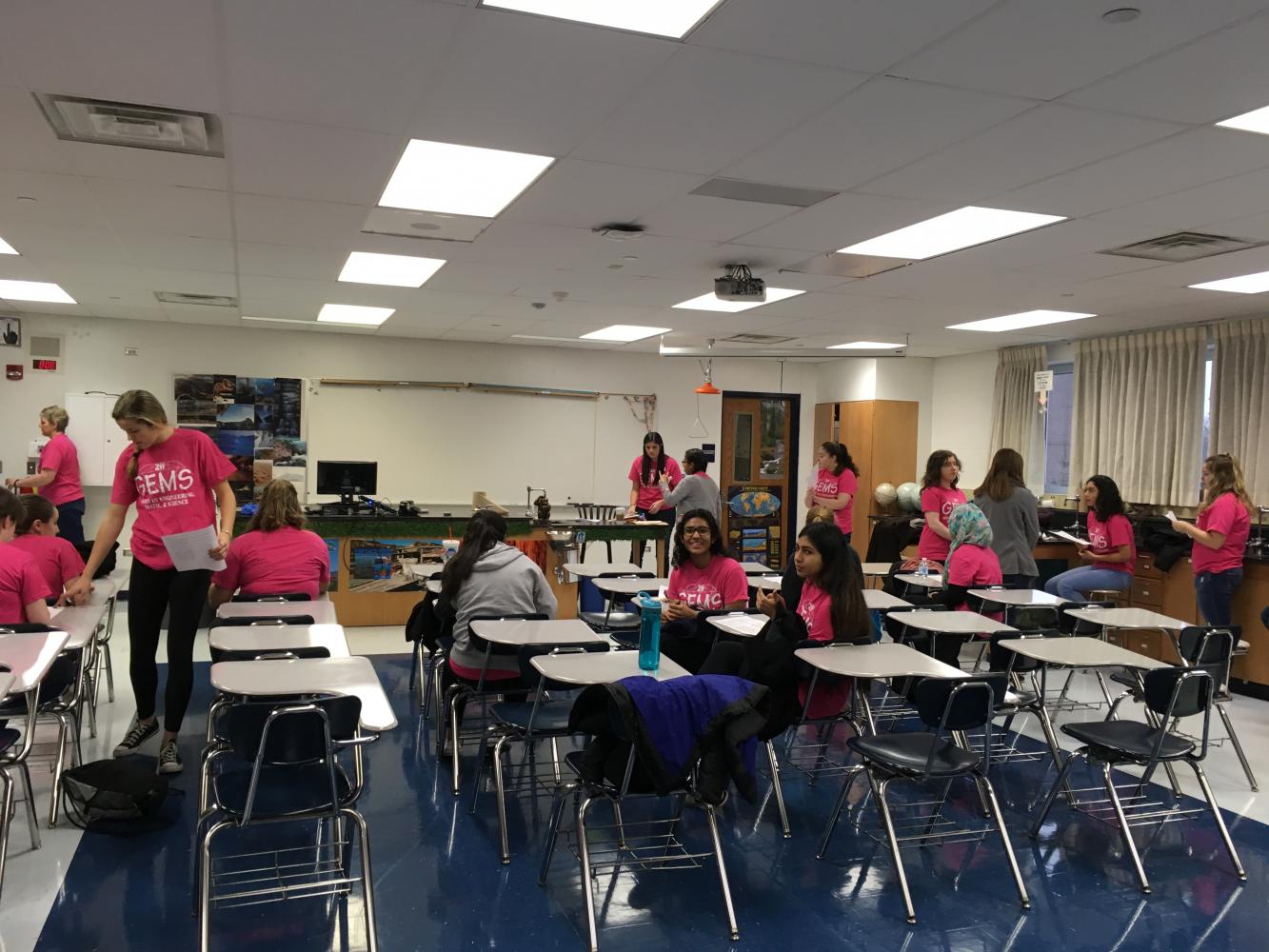 Photo Story Gems Conference Targets Girls Interested In Science Conant Crier 